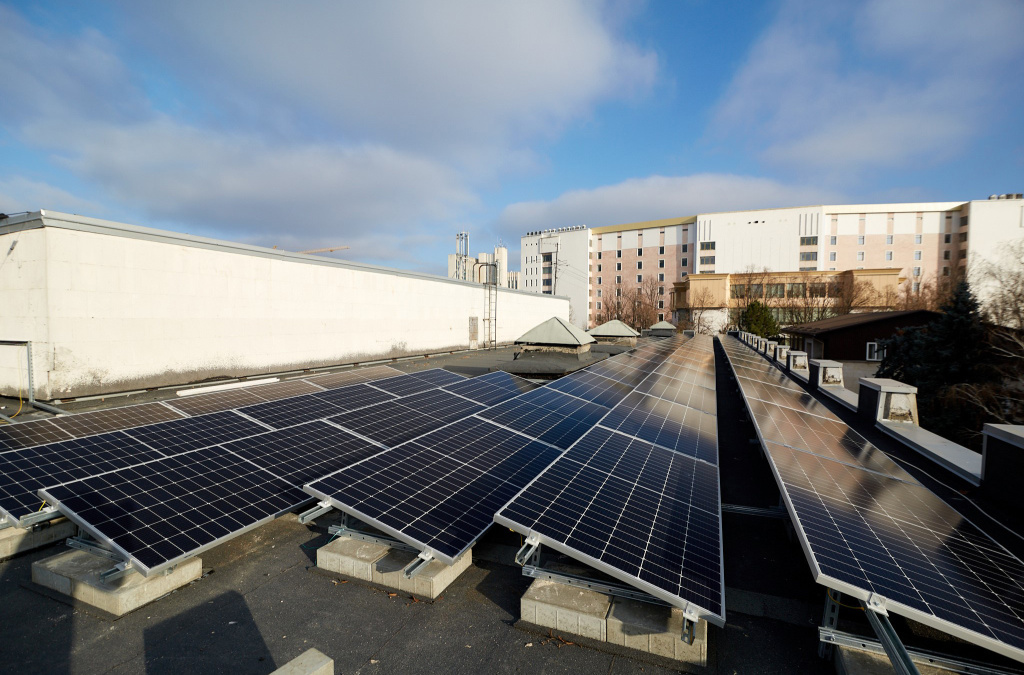 Instalație la Centrul de Cultură și Artă „Ginta Latină”